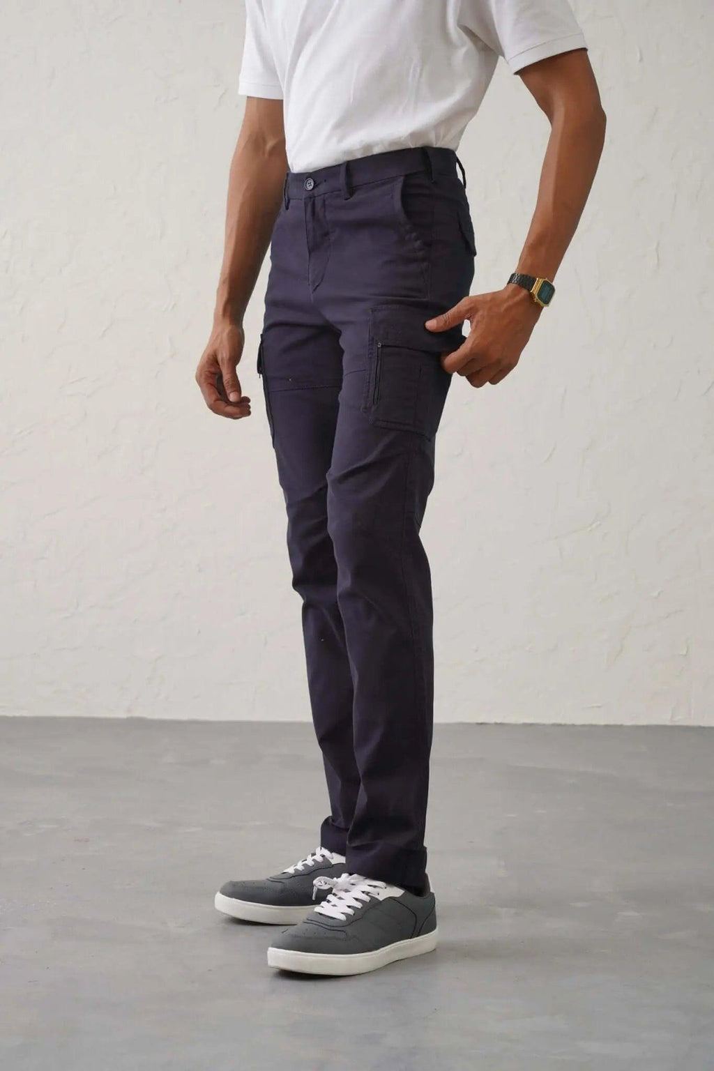 The Slim Fit Pro Cargo Pants - Navy – Minus One